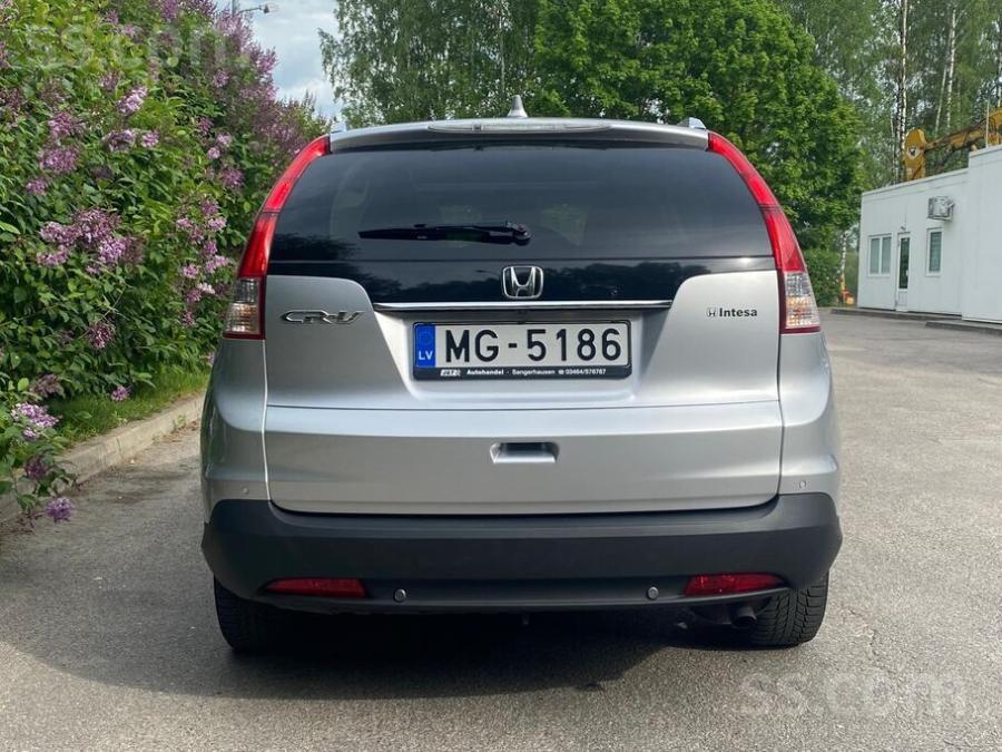 Honda CR-V 2014 in Riga, with an engine capacity of 2.20 L and mileage of 0 thousand km for 10699 €, photo 4 on AUTOMOTO.COM.LV
