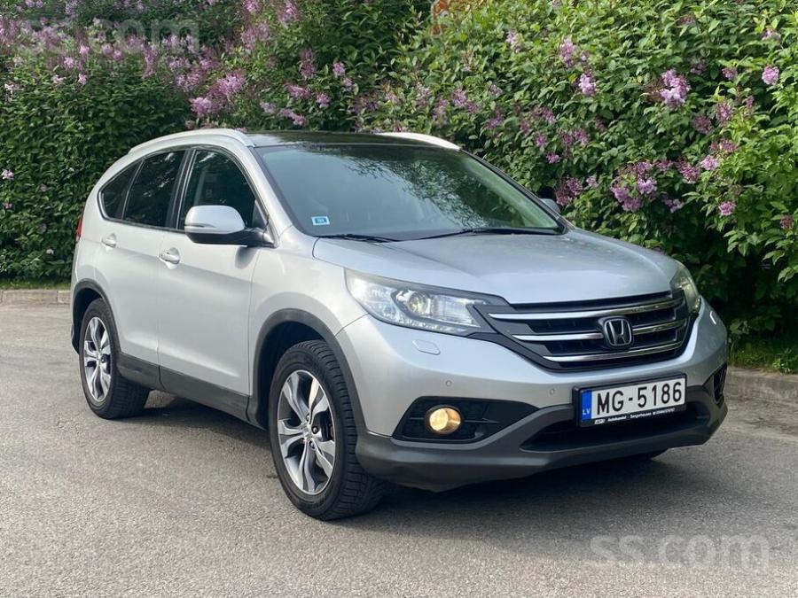 Honda CR-V 2014 in Riga, with an engine capacity of 2.20 L and mileage of 0 thousand km for 10699 €, photo 7 on AUTOMOTO.COM.LV