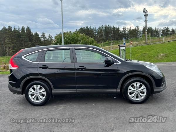 Honda CR-V 2014 in Narva, with an engine capacity of 2.00 L and mileage of 162 thousand km for 8900 €, photo 3 on AUTOMOTO.COM.LV