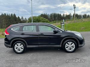 Honda CR-V 2014 in Narva, with an engine capacity of 2.00 L and mileage of 162 thousand km for 8900 €, photo 4 on AUTOMOTO.COM.LV