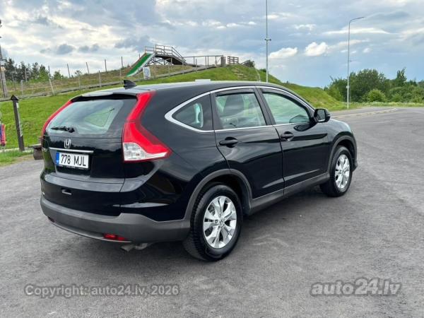 Honda CR-V 2014 in Narva, with an engine capacity of 2.00 L and mileage of 162 thousand km for 8900 €, photo 5 on AUTOMOTO.COM.LV