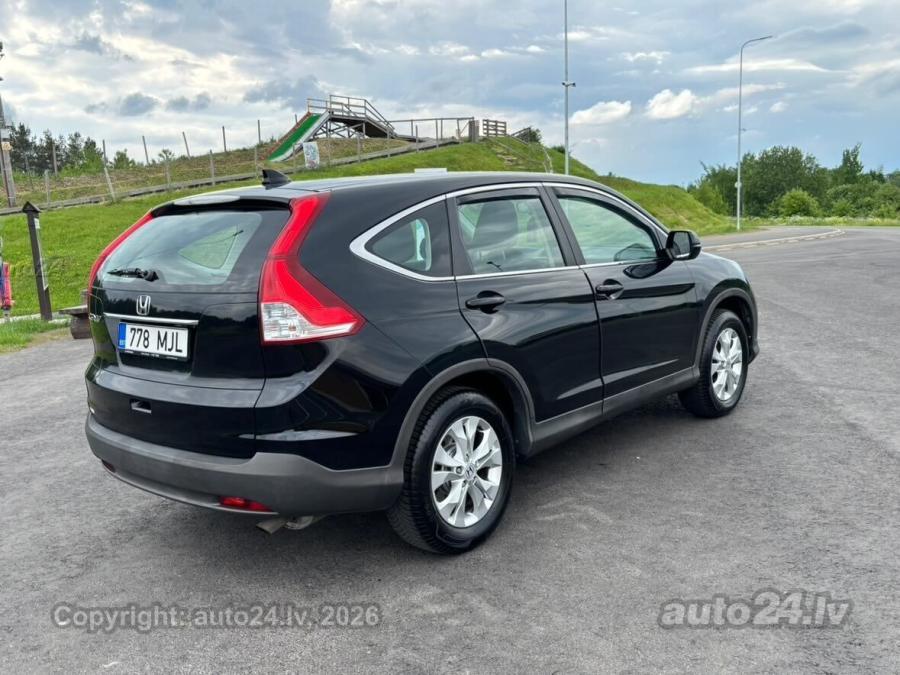 Honda CR-V 2014 in Narva, with an engine capacity of 2.00 L and mileage of 162 thousand km for 8900 €, photo 6 on AUTOMOTO.COM.LV