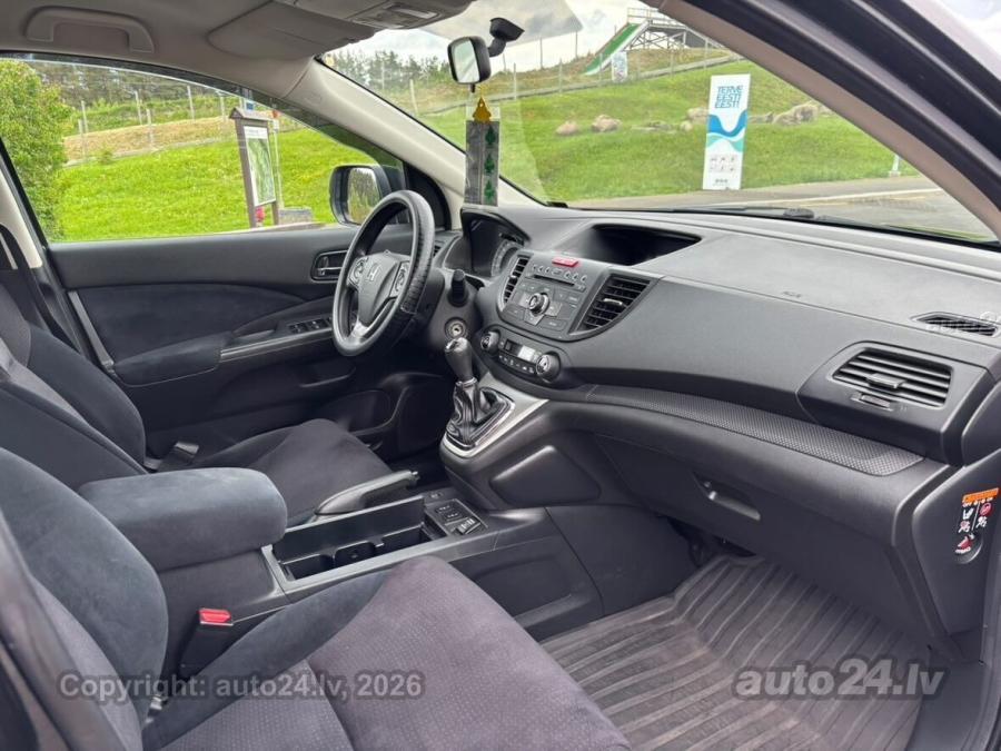 Honda CR-V 2014 in Narva, with an engine capacity of 2.00 L and mileage of 162 thousand km for 8900 €, photo 11 on AUTOMOTO.COM.LV
