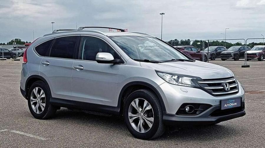 Honda CR-V 2014 in Vilnius, with an engine capacity of 1.60 L and mileage of 288 thousand km for 8500 €, photo 4 on AUTOMOTO.COM.LV