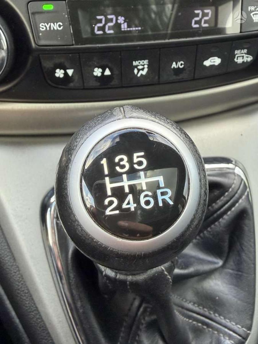 Honda CR-V 2014 Šauļi, ar dzinēja tilpumu 2.20 L un nobraukumu 258 tūkst. km par 13999 €, foto 46 vietnē AUTOMOTO.COM.LV