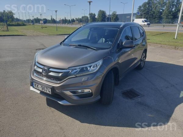 Honda CR-V 2015 Rīga, ar dzinēja tilpumu 2.00 L un nobraukumu 173 tūkst. km par 13990 €, foto 2 vietnē AUTOMOTO.COM.LV