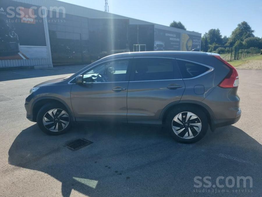 Honda CR-V 2015 Rīga, ar dzinēja tilpumu 2.00 L un nobraukumu 173 tūkst. km par 13990 €, foto 4 vietnē AUTOMOTO.COM.LV