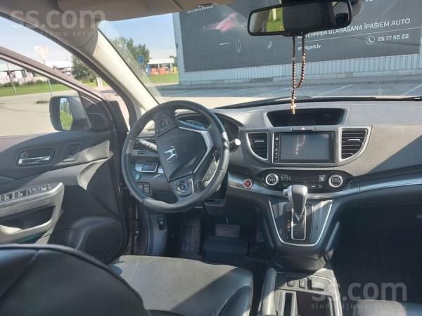 Honda CR-V 2015 Rīga, ar dzinēja tilpumu 2.00 L un nobraukumu 173 tūkst. km par 13990 €, foto 6 vietnē AUTOMOTO.COM.LV