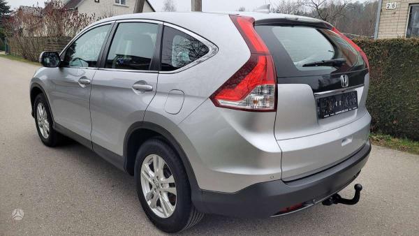 Honda CR-V 2015 Prienai, ar dzinēja tilpumu 1.60 L un nobraukumu 207 tūkst. km par 10200 €, foto 4 vietnē AUTOMOTO.COM.LV