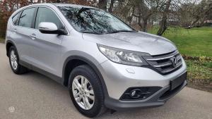 Honda CR-V 2015 in Prienai, with an engine capacity of 1.60 L and mileage of 207 thousand km for 10200 €, photo 8 on AUTOMOTO.COM.LV