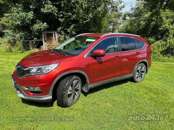 Honda CR-V 2015 in Haapsalu, with an engine capacity of 1.60 L and mileage of 185 thousand km for 12500 €, photo 1 on AUTOMOTO.COM.LV
