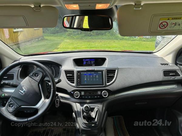 Honda CR-V 2015 in Haapsalu, with an engine capacity of 1.60 L and mileage of 185 thousand km for 12500 €, photo 4 on AUTOMOTO.COM.LV
