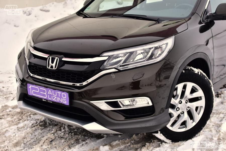 Honda CR-V 2015 Kretinga, ar dzinēja tilpumu 1.60 L un nobraukumu 134 tūkst. km par 14750 €, foto 4 vietnē AUTOMOTO.COM.LV