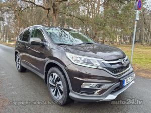 Honda CR-V 2015 Tallina, ar dzinēja tilpumu 2.00 L un nobraukumu 120 tūkst. km par 15999 €, foto  vietnē AUTOMOTO.COM.LV