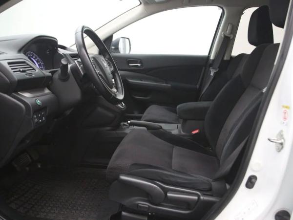 Honda CR-V 2015 in Vilnius, with an engine capacity of 2.20 L and mileage of 204 thousand km for 13099 €, photo 4 on AUTOMOTO.COM.LV