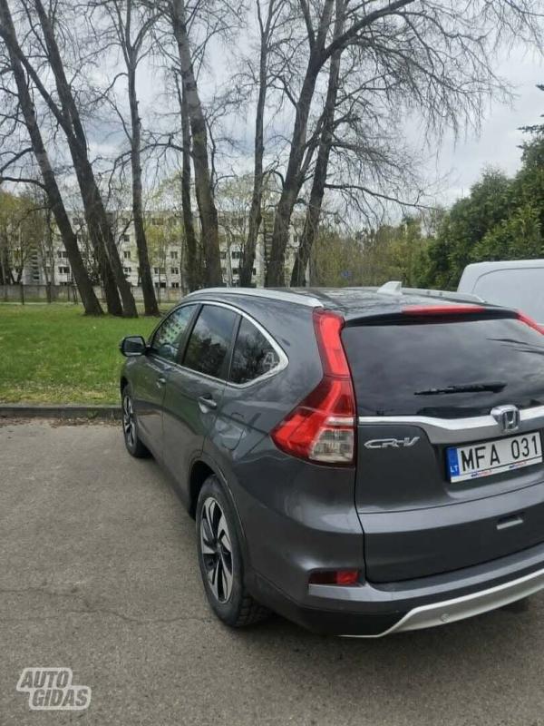Honda CR-V 2015 in Kaunas, with an engine capacity of 1.60 L and mileage of 344 thousand km for 6200 €, photo 2 on AUTOMOTO.COM.LV