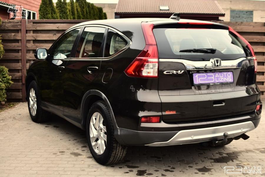 Honda CR-V 2015 in Kretinga, with an engine capacity of 1.60 L and mileage of 134 thousand km for 13500 €, photo 8 on AUTOMOTO.COM.LV