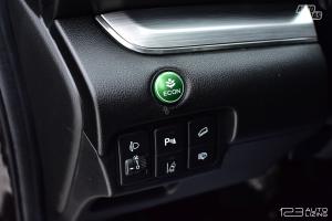 Honda CR-V 2015 in Kretinga, with an engine capacity of 1.60 L and mileage of 134 thousand km for 13500 €, photo 17 on AUTOMOTO.COM.LV