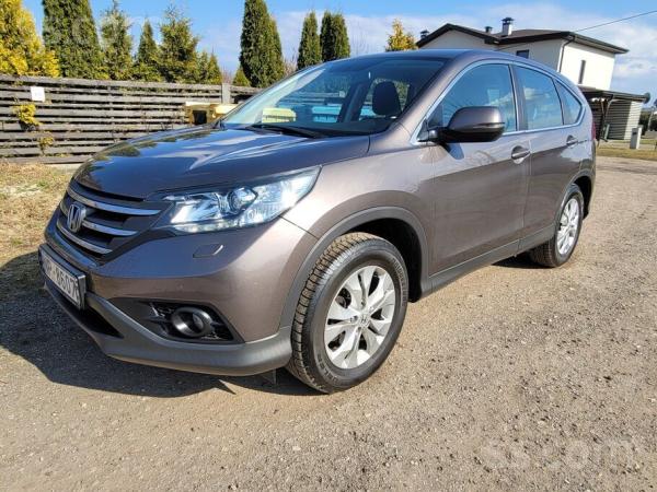 Honda CR-V 2015 Rīga, ar dzinēja tilpumu 1.60 L un nobraukumu 241 tūkst. km par 8900 €, foto 2 vietnē AUTOMOTO.COM.LV