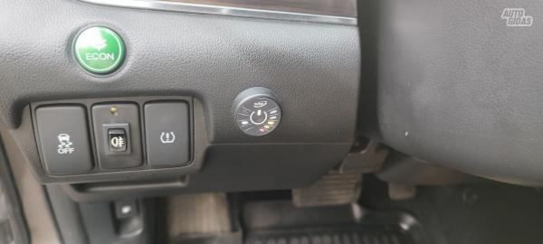 Honda CR-V 2015 in Siauliai, with an engine capacity of 2.40 L and mileage of 194 thousand km for 13500 €, photo 9 on AUTOMOTO.COM.LV