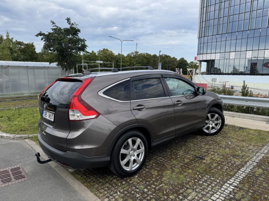 Honda CR-V 2015 Tallina, ar dzinēja tilpumu 2.20 L un nobraukumu 248 tūkst. km par 11000 €, foto 3 vietnē AUTOMOTO.COM.LV