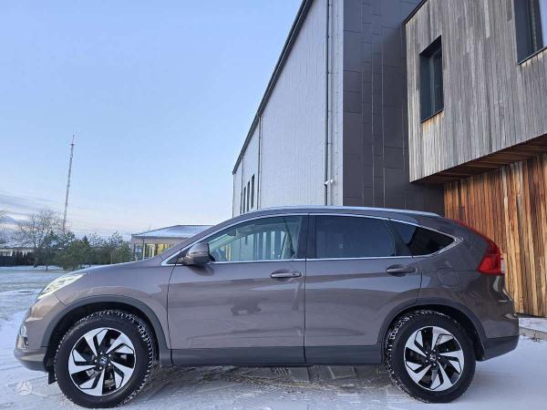 Honda CR-V 2016 in Taurage, with an engine capacity of 1.60 L and mileage of 91 thousand km for 15400 €, photo 10 on AUTOMOTO.COM.LV