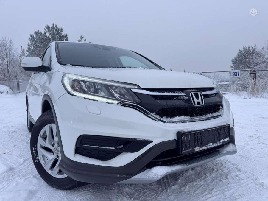 Honda CR-V 2016 in Alytus, with an engine capacity of 1.60 L and mileage of 247 thousand km for 10500 €, photo 1 on AUTOMOTO.COM.LV