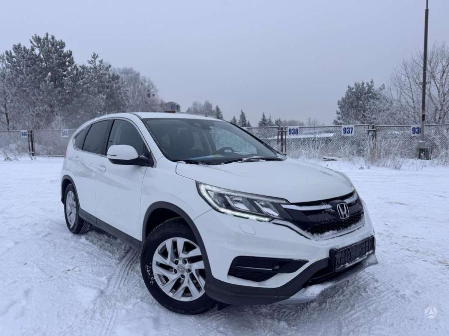 Honda CR-V 2016 in Alytus, with an engine capacity of 1.60 L and mileage of 247 thousand km for 10500 €, photo 3 on AUTOMOTO.COM.LV