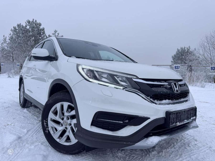 Honda CR-V 2016 in Alytus, with an engine capacity of 1.60 L and mileage of 247 thousand km for 10500 €, photo 5 on AUTOMOTO.COM.LV