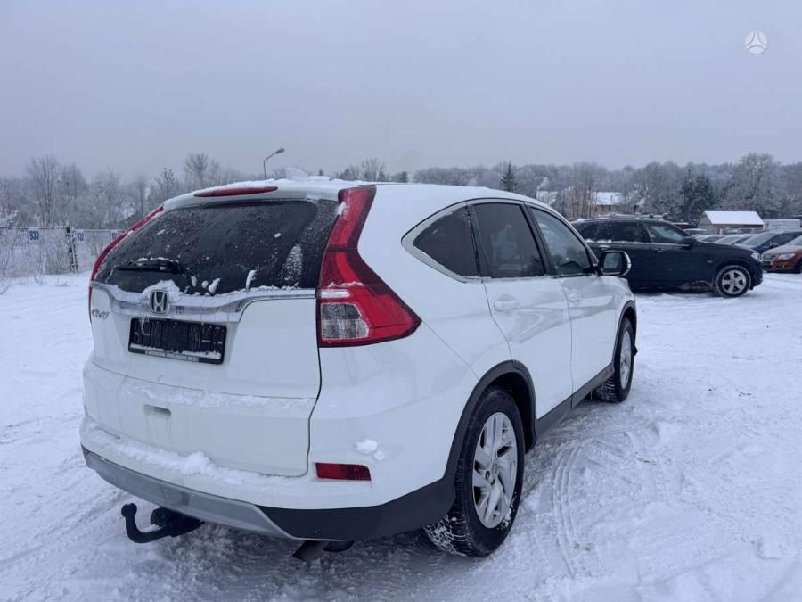 Honda CR-V 2016 in Alytus, with an engine capacity of 1.60 L and mileage of 247 thousand km for 10500 €, photo 9 on AUTOMOTO.COM.LV
