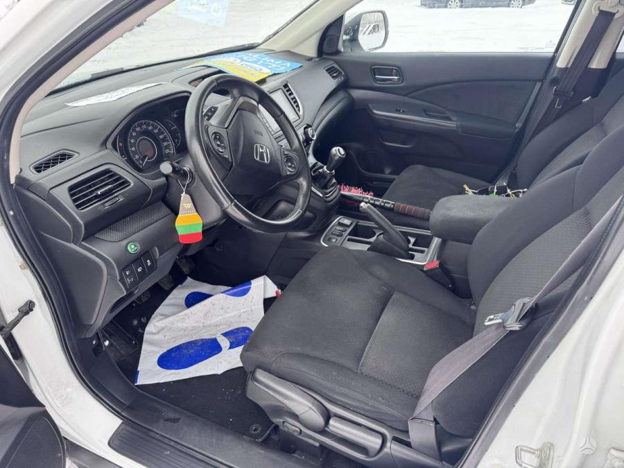Honda CR-V 2016 in Alytus, with an engine capacity of 1.60 L and mileage of 247 thousand km for 10500 €, photo 14 on AUTOMOTO.COM.LV