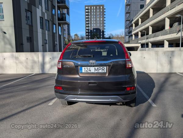 Honda CR-V 2016 Tallina, ar dzinēja tilpumu 2.00 L un nobraukumu 110 tūkst. km par 18790 €, foto 3 vietnē AUTOMOTO.COM.LV