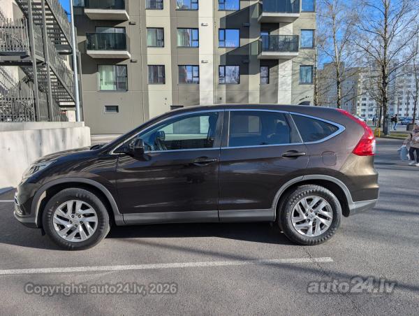 Honda CR-V 2016 Tallina, ar dzinēja tilpumu 2.00 L un nobraukumu 110 tūkst. km par 18790 €, foto 5 vietnē AUTOMOTO.COM.LV