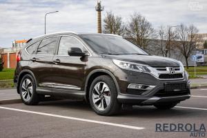 Honda CR-V 2016 in Kaunas, with an engine capacity of 1.60 L and mileage of 160 thousand km for 13700 €, photo 4 on AUTOMOTO.COM.LV