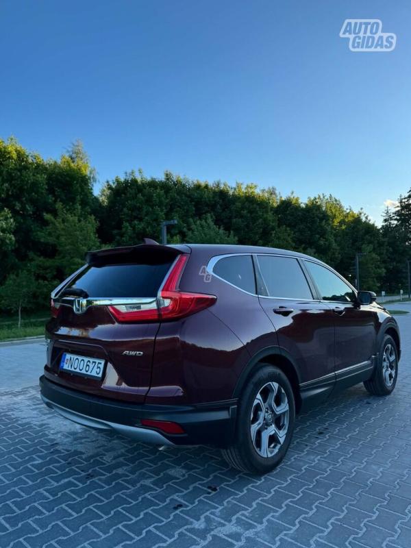Honda CR-V 2017 in Jurbarkas, with an engine capacity of 1.50 L and mileage of 120 thousand km for 17200 €, photo 4 on AUTOMOTO.COM.LV