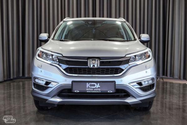 Honda CR-V 2018 in Marijampole, with an engine capacity of 1.60 L and mileage of 195 thousand km for 14450 €, photo 3 on AUTOMOTO.COM.LV