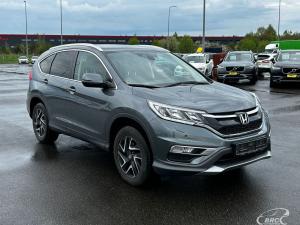 Honda CR-V 2018 in Vilnius, with an engine capacity of 2.00 L and mileage of 101 thousand km for 15500 €, photo 4 on AUTOMOTO.COM.LV