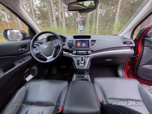 Honda CR-V 2018 in Tallinn, with an engine capacity of 1.60 L and mileage of 147 thousand km for 18500 €, photo 8 on AUTOMOTO.COM.LV