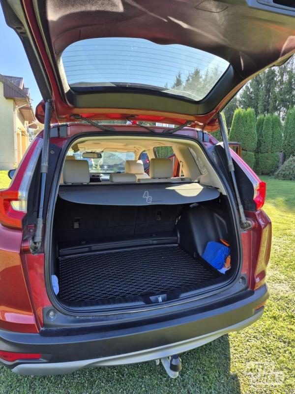 Honda CR-V 2019 in Alytus, with an engine capacity of 1.50 L and mileage of 71 thousand km for 18990 €, photo 11 on AUTOMOTO.COM.LV