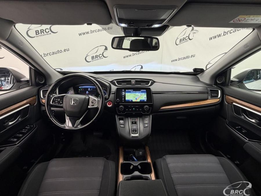 Honda CR-V 2020 in Vilnius, with an engine capacity of 1.99 L and mileage of 62 thousand km for 22800 €, photo 3 on AUTOMOTO.COM.LV