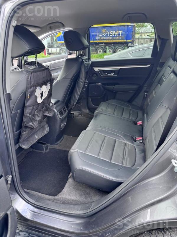 Honda CR-V 2021 in Riga, with an engine capacity of 2.00 L and mileage of 42 thousand km for 26300 €, photo 7 on AUTOMOTO.COM.LV