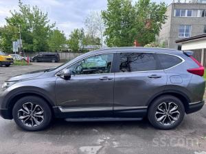 Honda CR-V 2021 in Riga, with an engine capacity of 2.00 L and mileage of 42 thousand km for 26300 €, photo 11 on AUTOMOTO.COM.LV