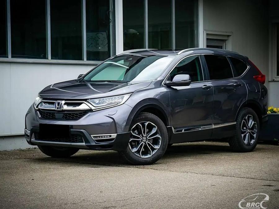 Honda CR-V 2021 in Vilnius, with an engine capacity of 1.99 L and mileage of 106 thousand km for 29575 €, photo 1 on AUTOMOTO.COM.LV