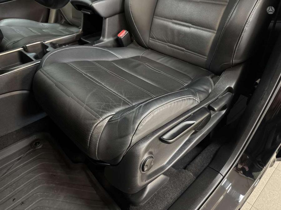 Honda CR-V 2022 in Vilnius, with an engine capacity of 2.00 L and mileage of 72 thousand km for 27500 €, photo 12 on AUTOMOTO.COM.LV