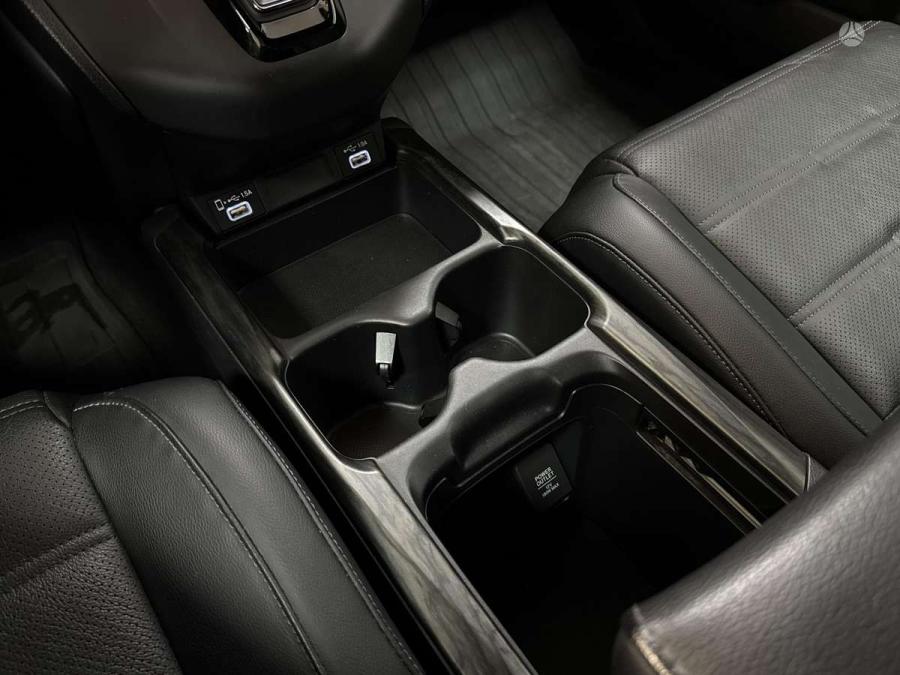Honda CR-V 2022 in Vilnius, with an engine capacity of 2.00 L and mileage of 72 thousand km for 27500 €, photo 21 on AUTOMOTO.COM.LV