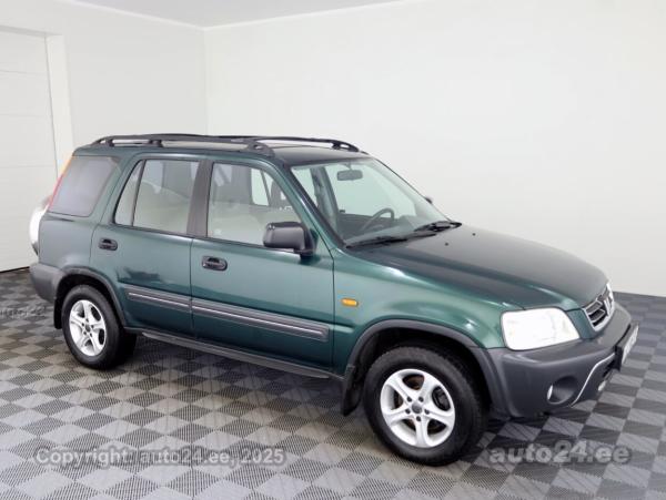 Green Honda CR-V 2001 in Tallinn, with an engine capacity of 2.00 L and mileage of 173 thousand km for 1399 €, photo 1 on AUTOMOTO.COM.LV
