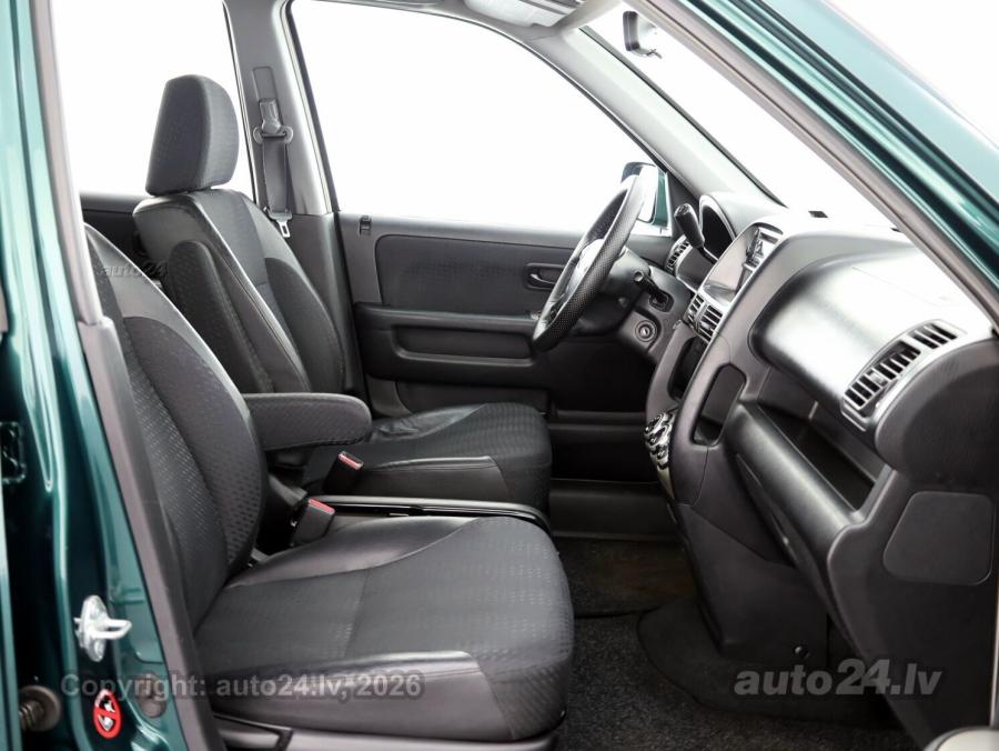 Zaļš Honda CR-V 2003 Tallina, ar dzinēja tilpumu 2.00 L un nobraukumu 247 tūkst. km par 1999 €, foto 7 vietnē AUTOMOTO.COM.LV
