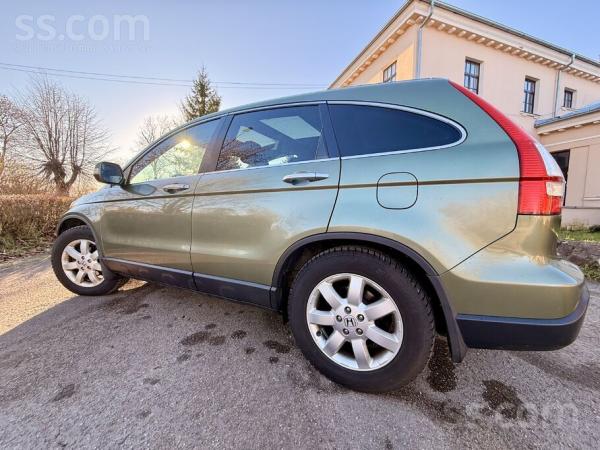 Zaļš Honda CR-V 2007 Rīga, ar dzinēja tilpumu 2.00 L un nobraukumu 256 tūkst. km par 3500 €, foto 4 vietnē AUTOMOTO.COM.LV