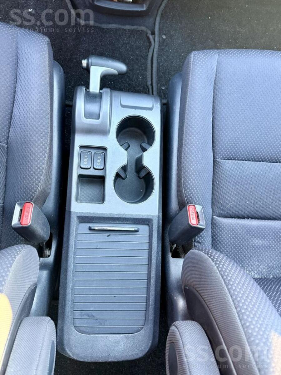Zaļš Honda CR-V 2007 Rīga, ar dzinēja tilpumu 2.00 L un nobraukumu 256 tūkst. km par 3500 €, foto 17 vietnē AUTOMOTO.COM.LV