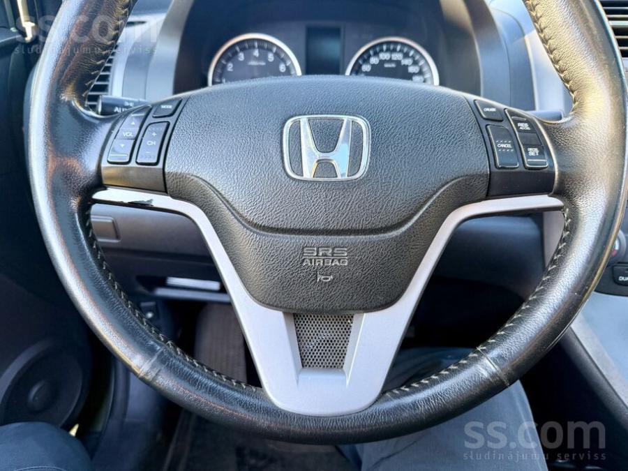 Zaļš Honda CR-V 2007 Rīga, ar dzinēja tilpumu 2.00 L un nobraukumu 256 tūkst. km par 3500 €, foto 19 vietnē AUTOMOTO.COM.LV